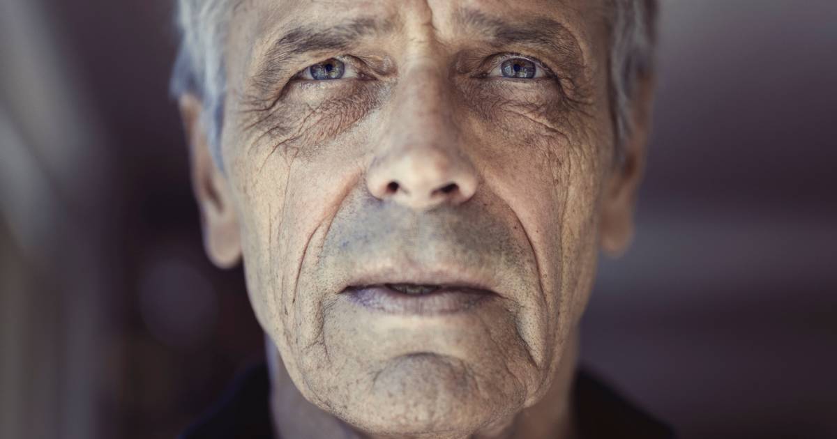 »Alderen er en tyv, der har begået indbrud i os, og som dagligt berøver ...