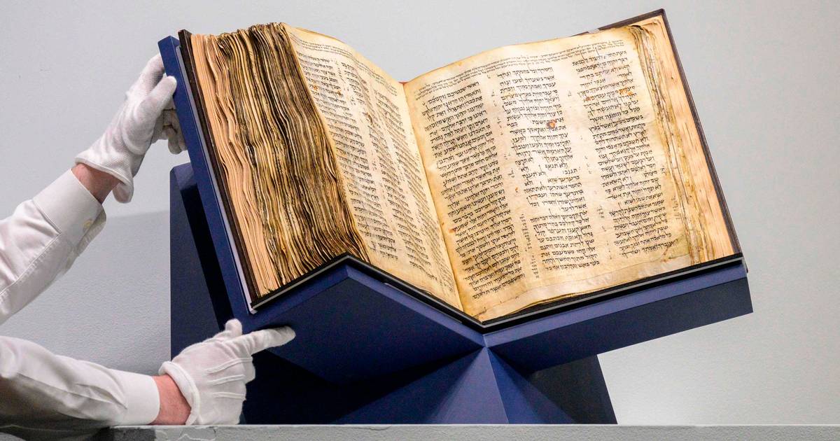 1000 år gammel hebraisk bibel solgt for trecifret millionbeløb ...