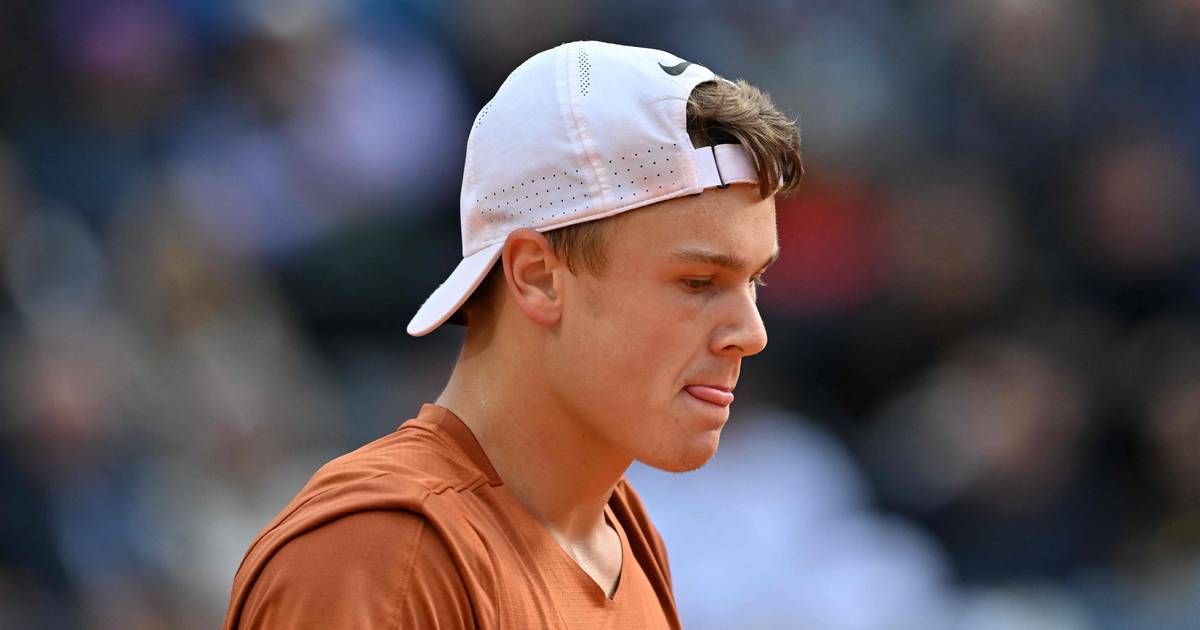 Holger Rune blev rusket i Rom - Jyllands-Posten