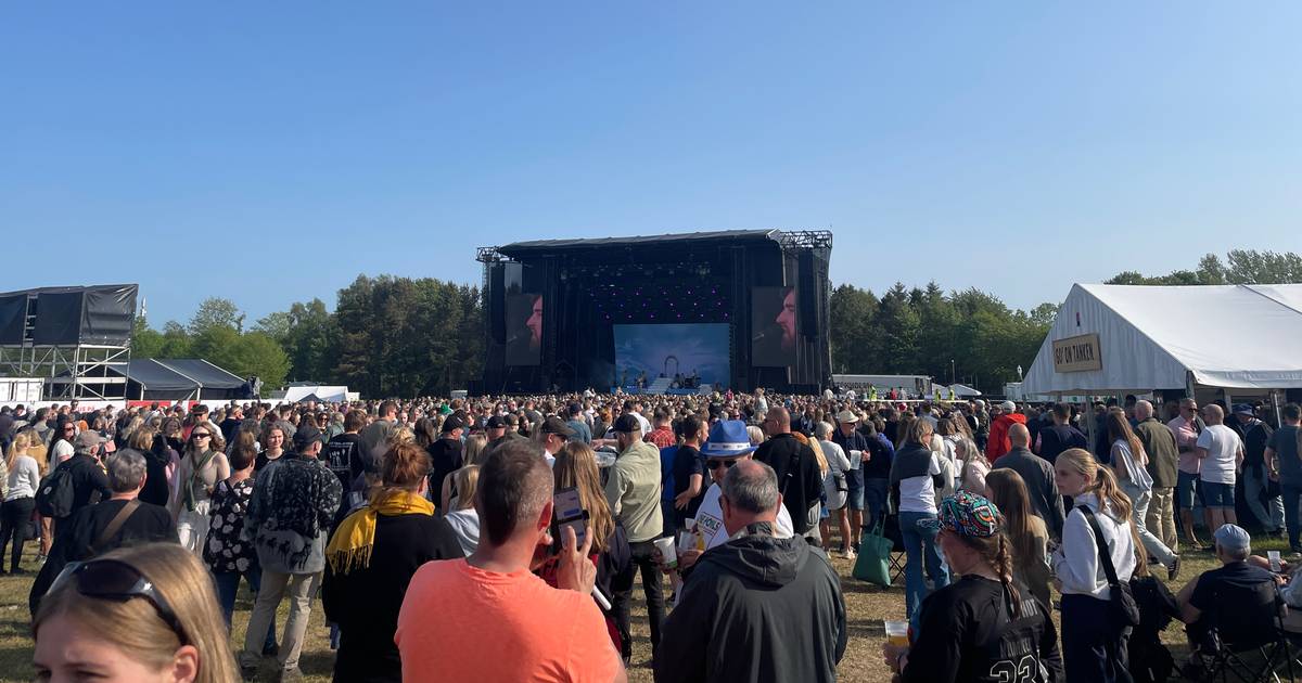 Se billederne: Nu er årets Jelling Festival skudt i gang - Jyllands-Posten