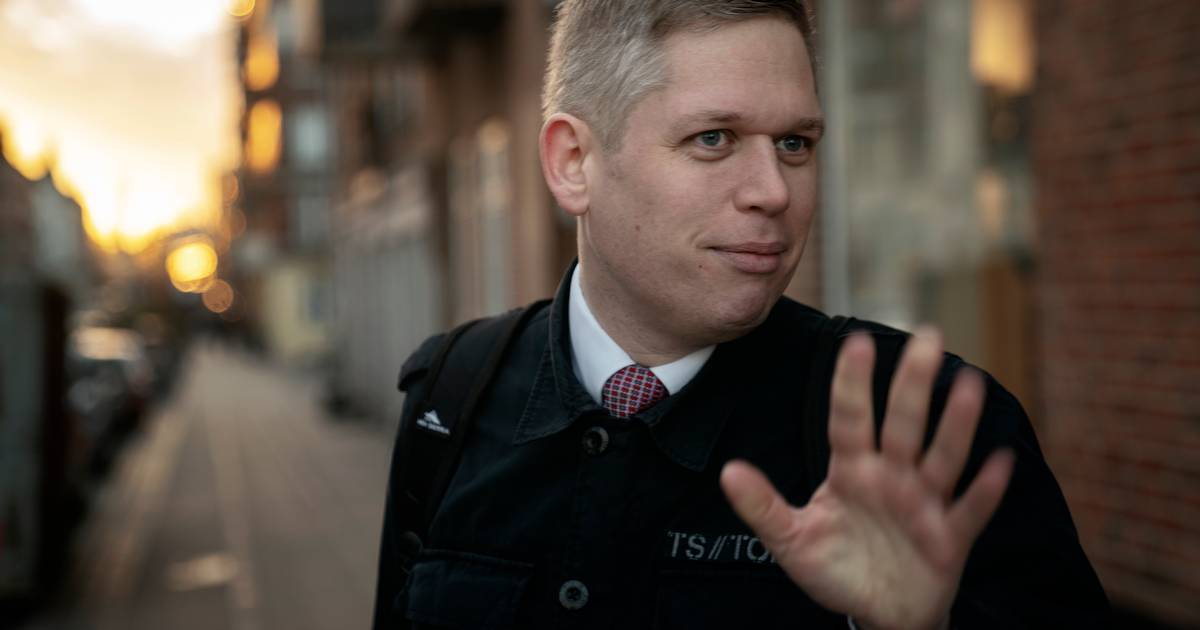 Rasmus Paludan må ikke komme på Folkemødet - Jyllands-Posten