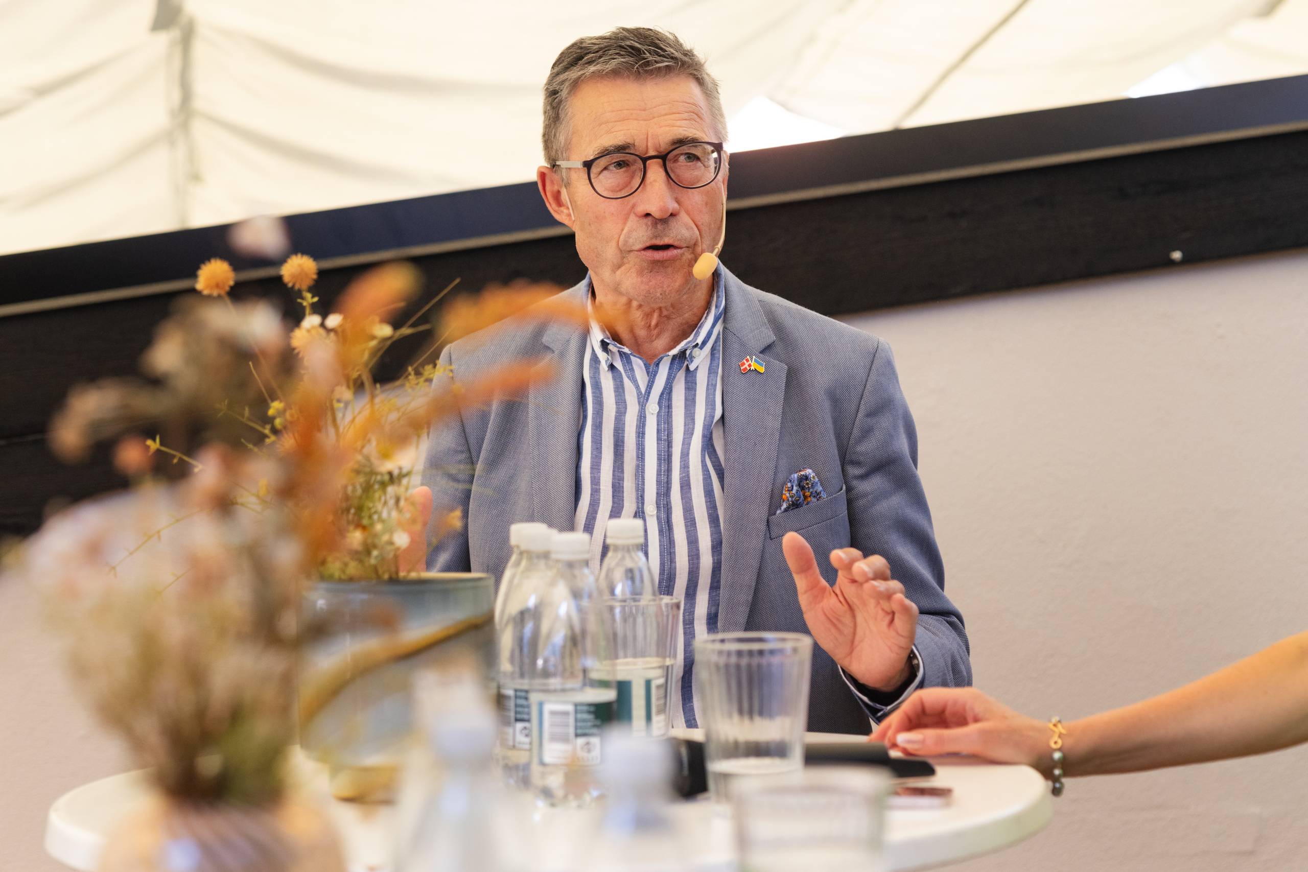 Anders Fogh med appel: Lad Mette F. passe sit arbejde - Jyllands-Posten