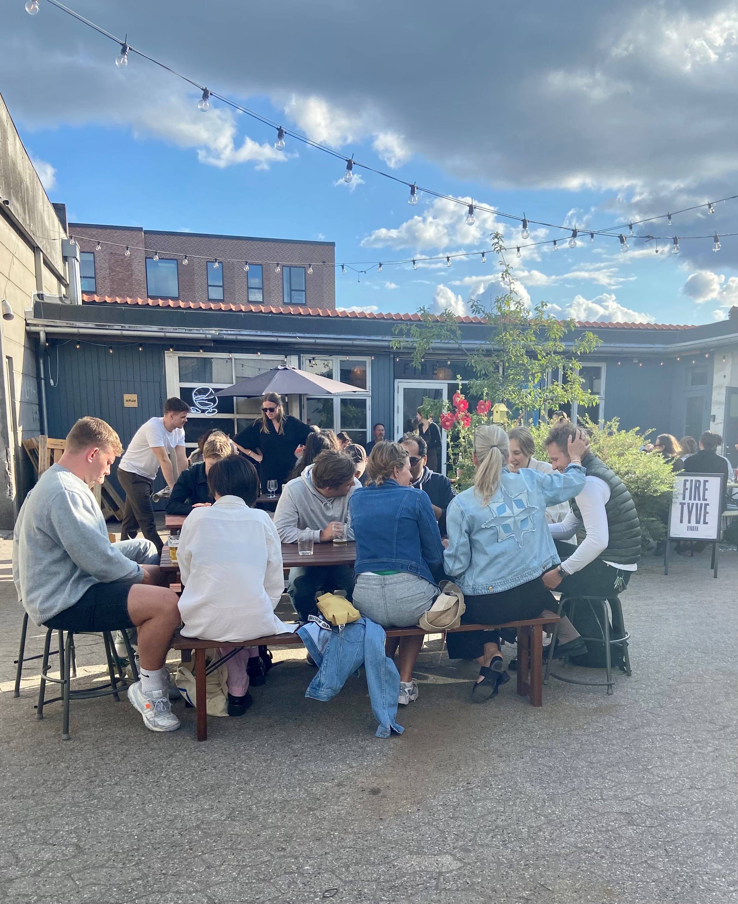 Tre nye baggårdsbarer indrammer, hvad der gør hovedstaden særlig om ...