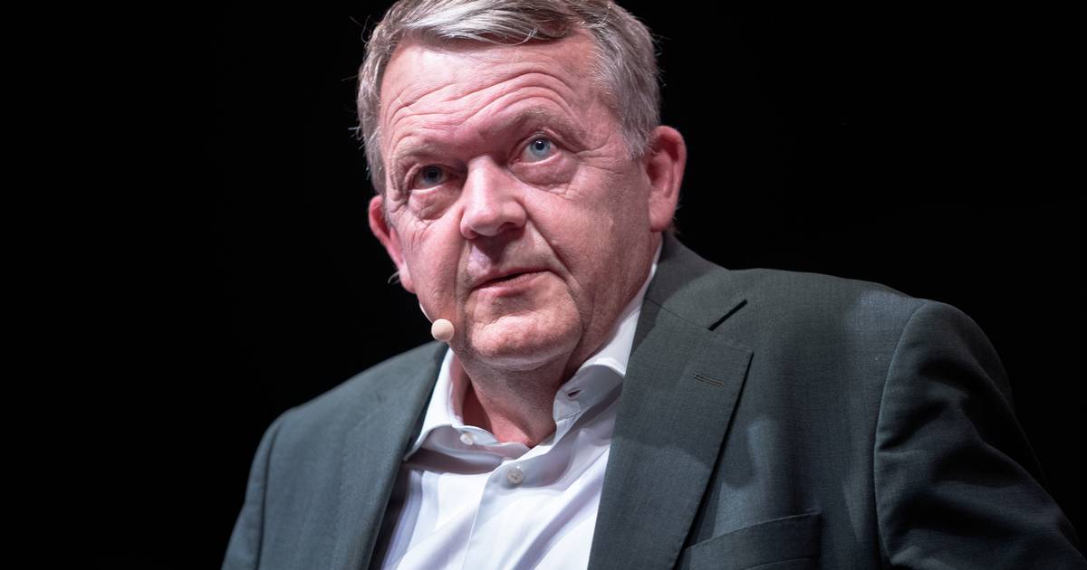 Lars Løkke indkalder ordførere til møde om koranafbrændinger - Jyllands-Posten