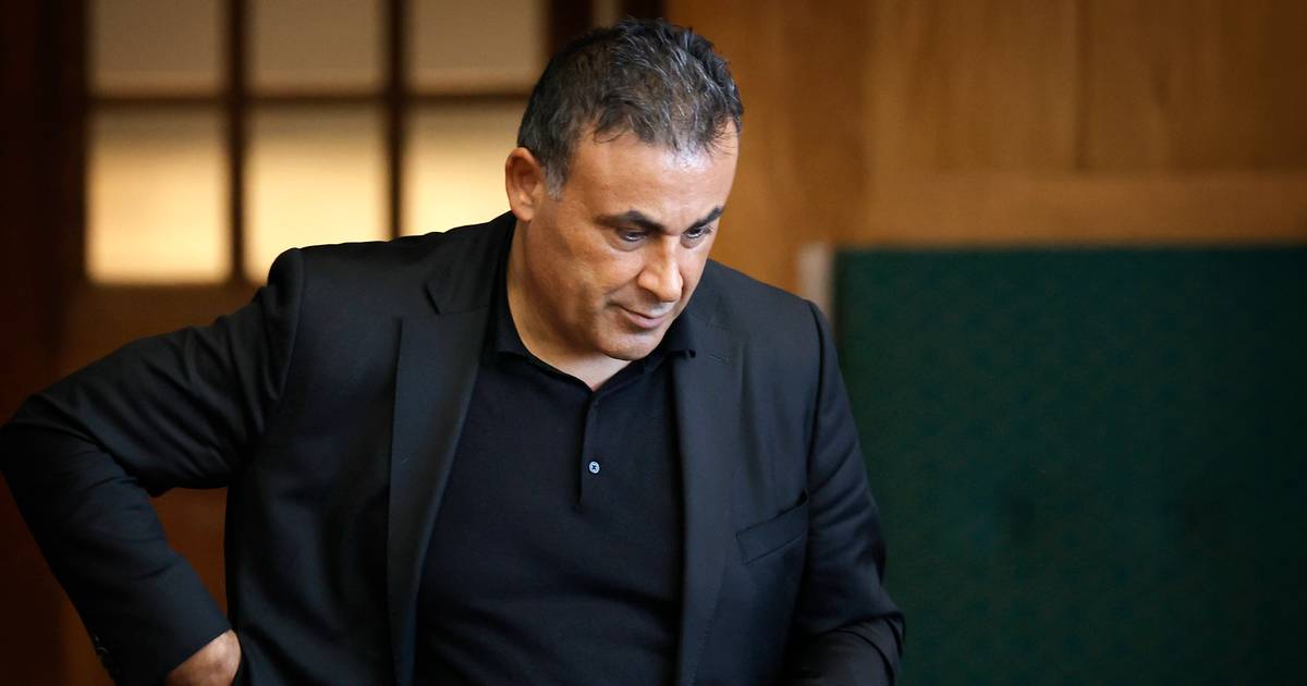 Naser Khader har fundet kristendommen og vil være præst - Jyllands-Posten