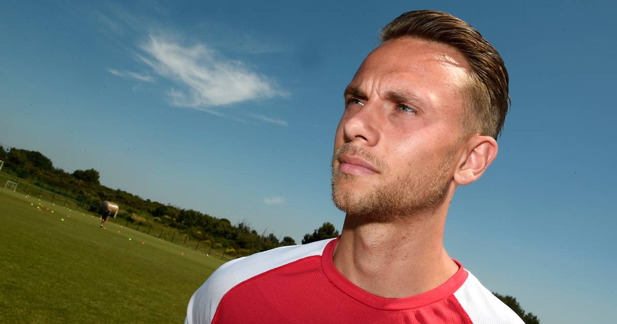 Han ejer otte lejligheder og har smidt millioner efter aktier: Nu fortæller Marcus Ingvartsen om ...