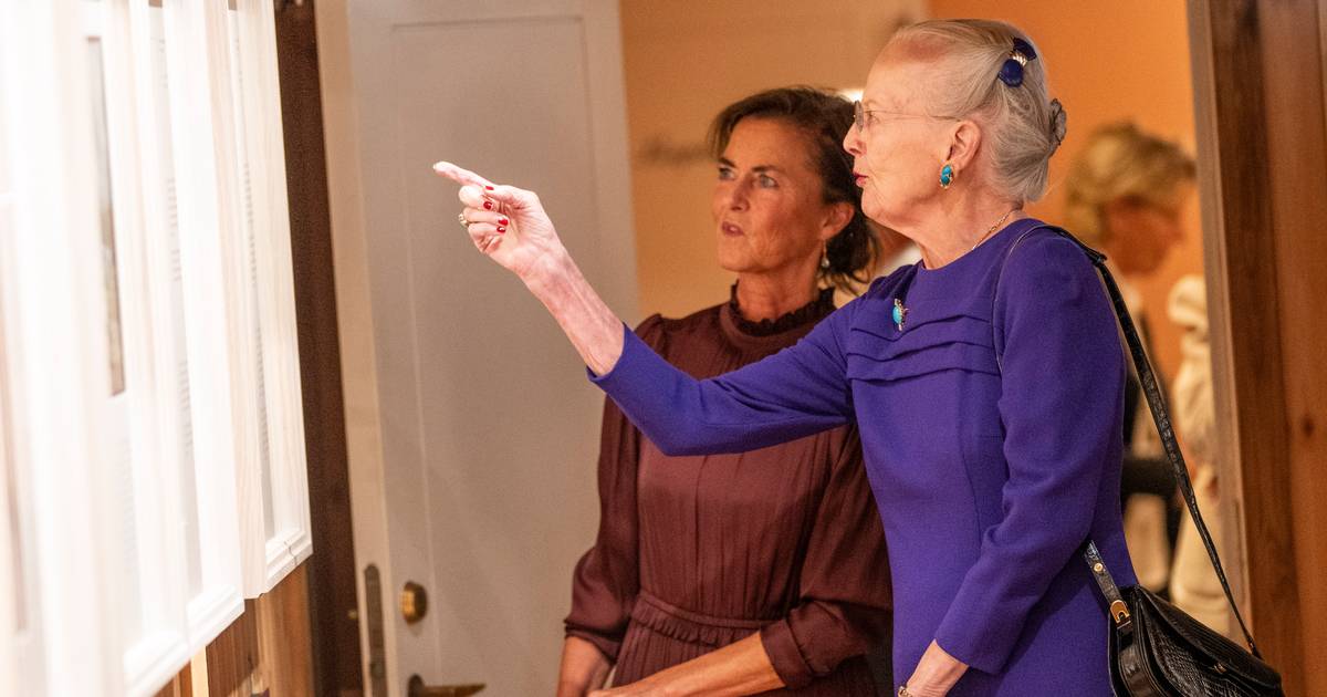 Dronningen inviterer ind i et forførende univers fra Netflix-film ...