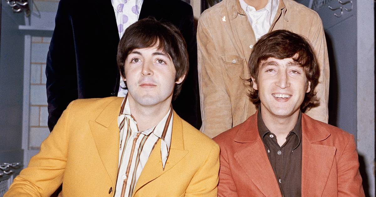 John Lennon synger for på sidste Beatles-sang - Jyllands-Posten