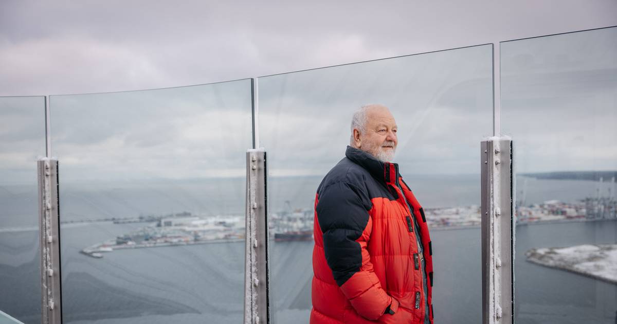 Den første gæst i Aarhus Øje: Fin udsigt og god kaffe i den tynde luft ...