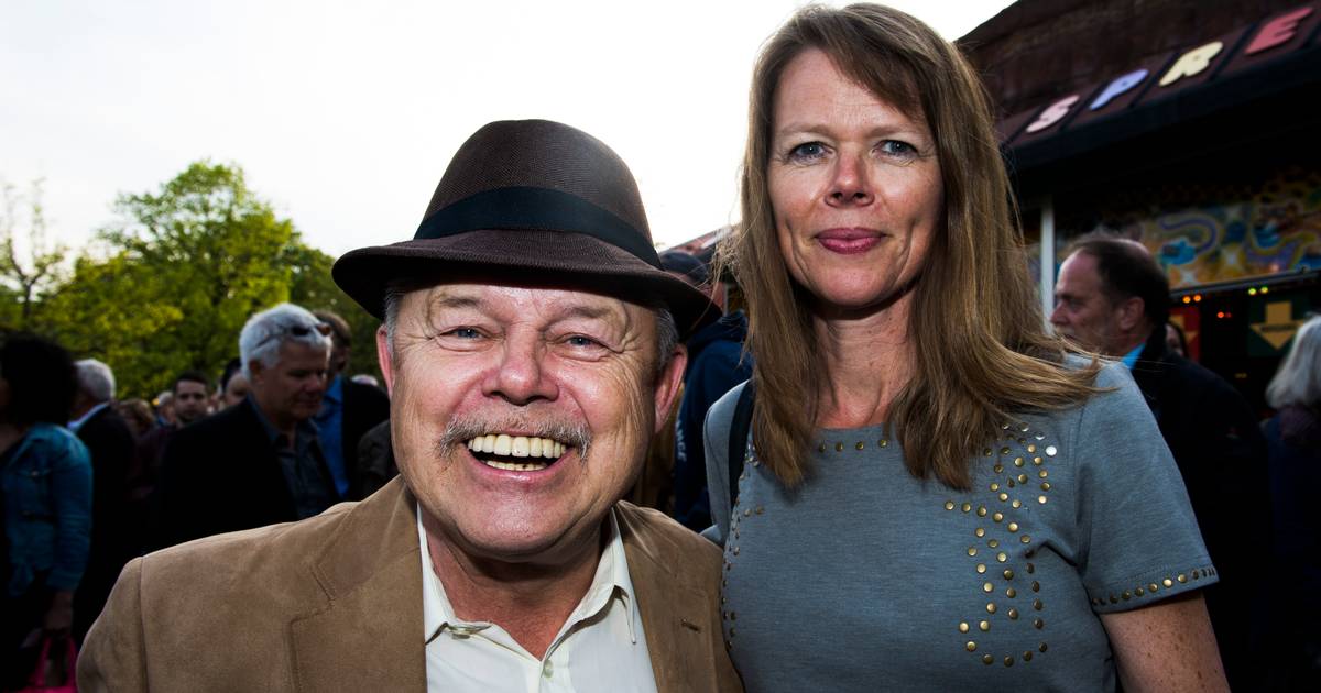 Harmonikaspilleren "Lille" Palle Andersen er død - Jyllands-Posten