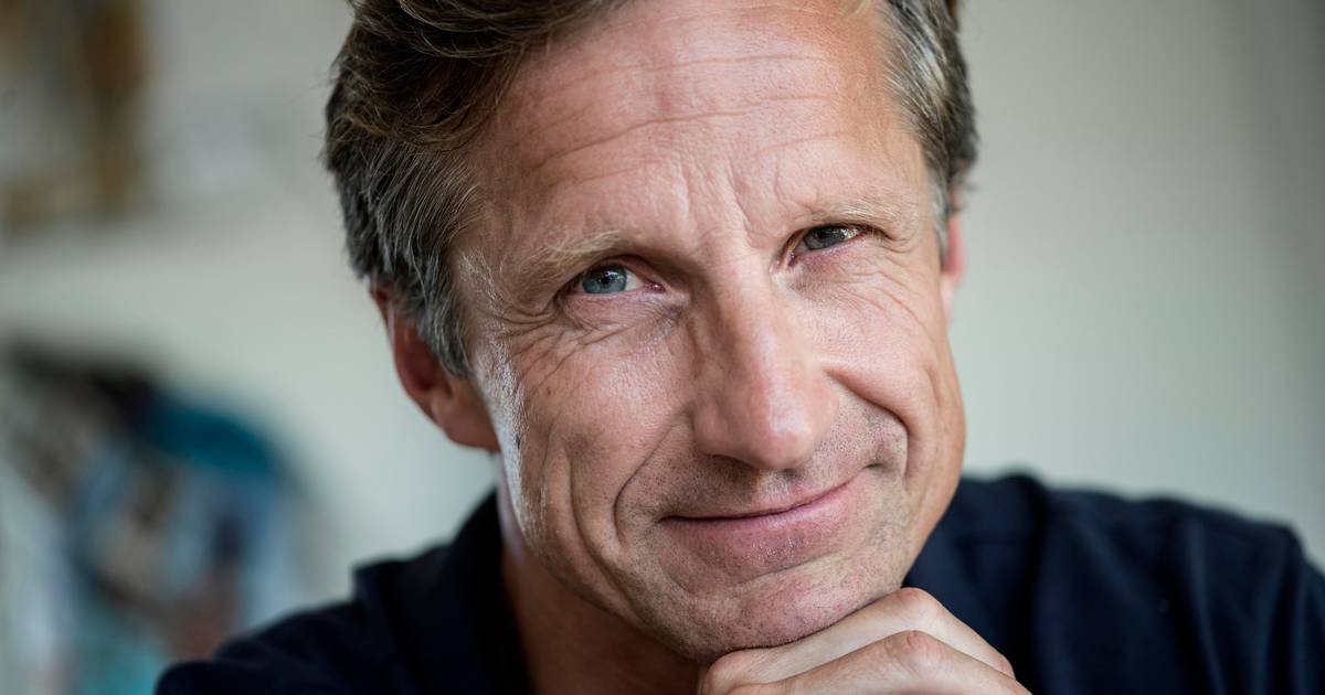 Han stod bag det udødelige citat om håndbold og polterabend: Nu vurderer Troels Bech igen den ...