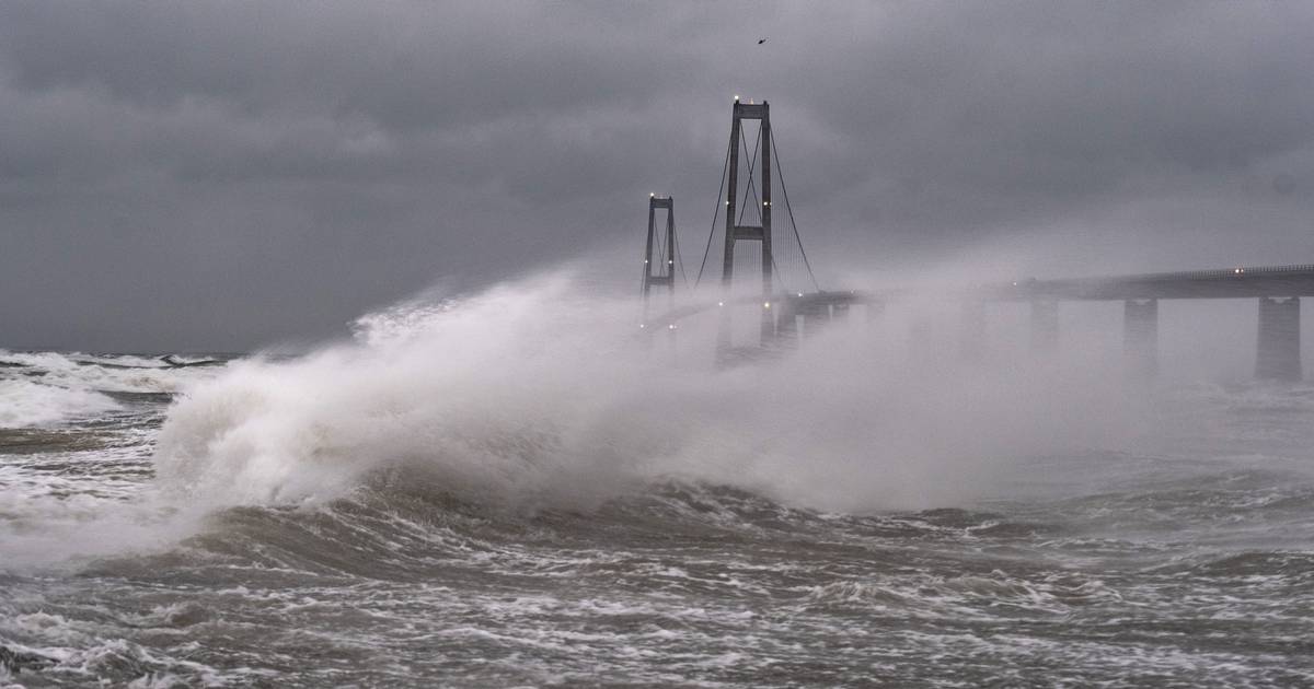 Endnu en storm - nu med vindstød af orkanstyrke - rammer Danmark ...