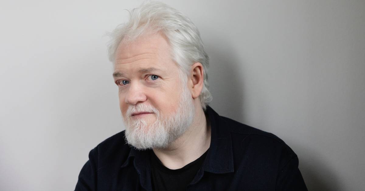 Esben Dalgaard ved, at han skal dø. Derfor vil han have det sjovt ...