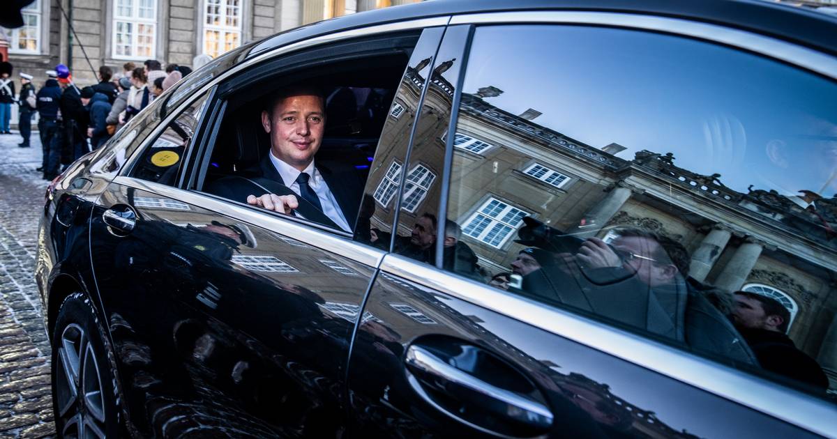 Der er så dejligt ude på landet. Men vi kan ikke komme hverken frem ...