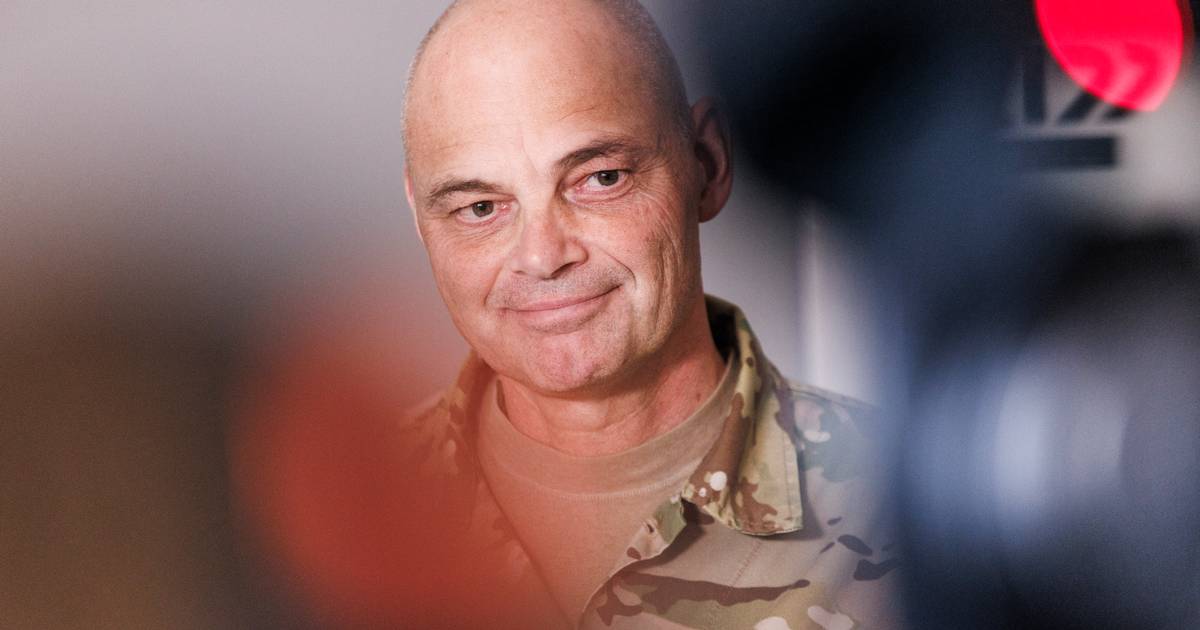 Ny forsvarschef fortæller om sin fortid – og svarer på, om Danmark er i ...