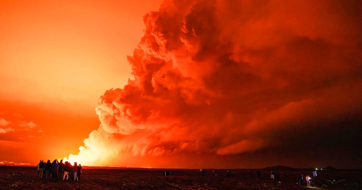 Vulkan er gået i udbrud på Reykjanes-halvø i Island - Jyllands-Posten