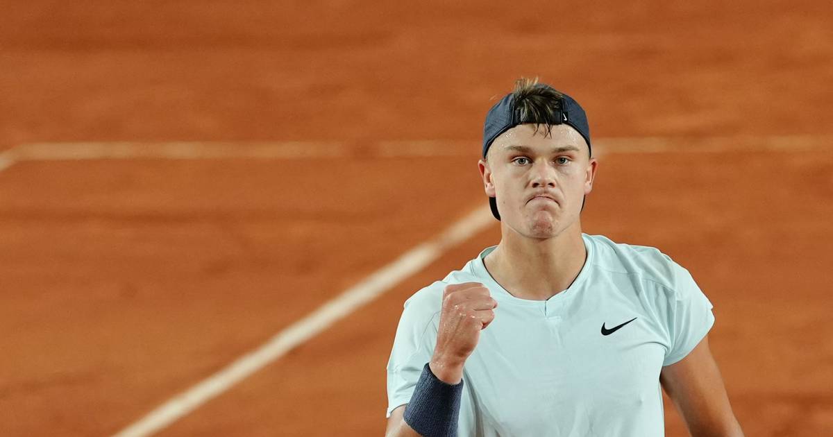 Holger Rune spillede sig videre i French Open - Jyllands-Posten