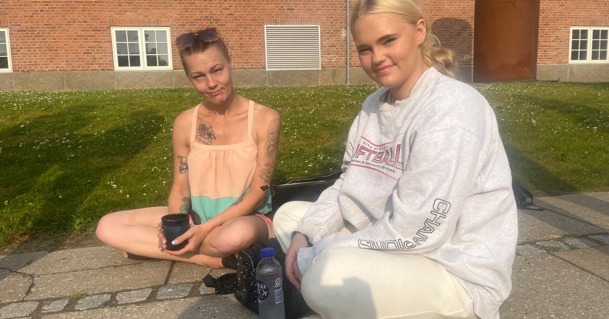 Mor og datter sad i kø for at overvære dommen i Kirkerup-komplekset: »Jeg skulle være hjemme kl ...