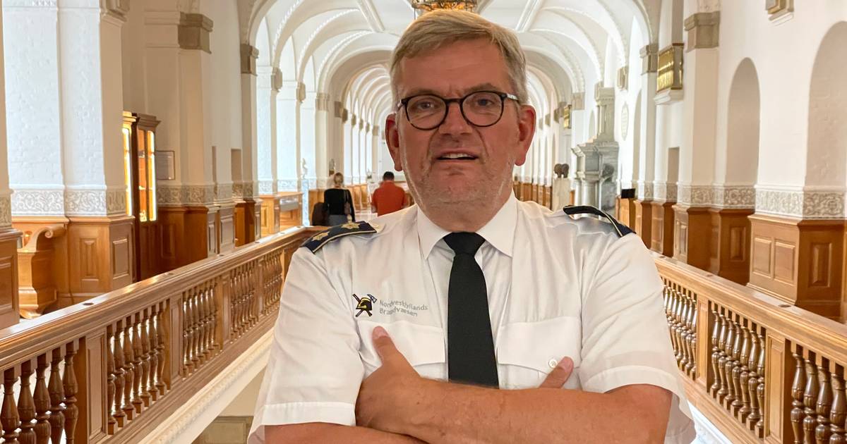 Han er chef for 250 brandmænd: »Vi overtræder loven dagligt«