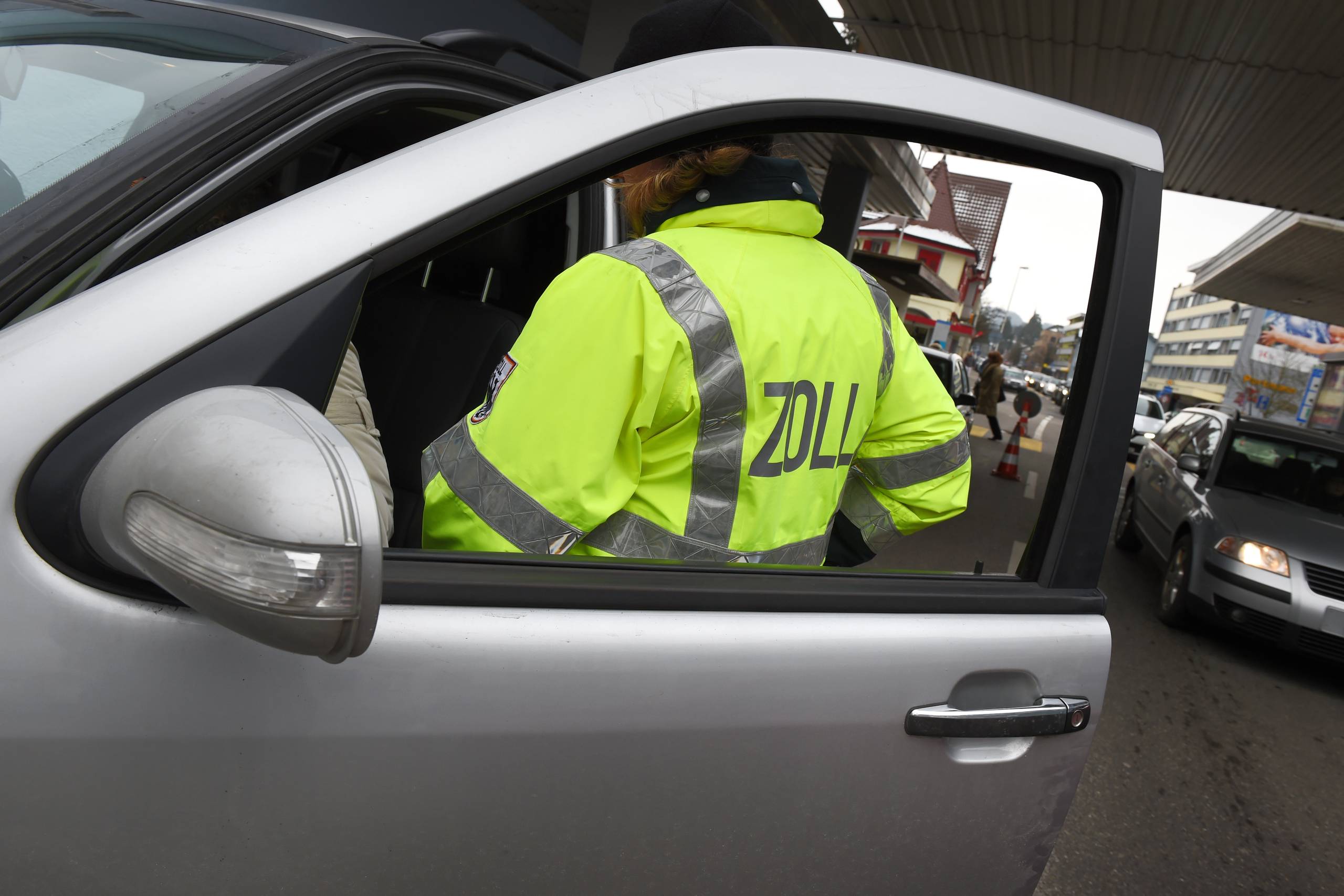 Kæmpe sag om smugling af doping udløser ti års fængsel - Jyllands-Posten