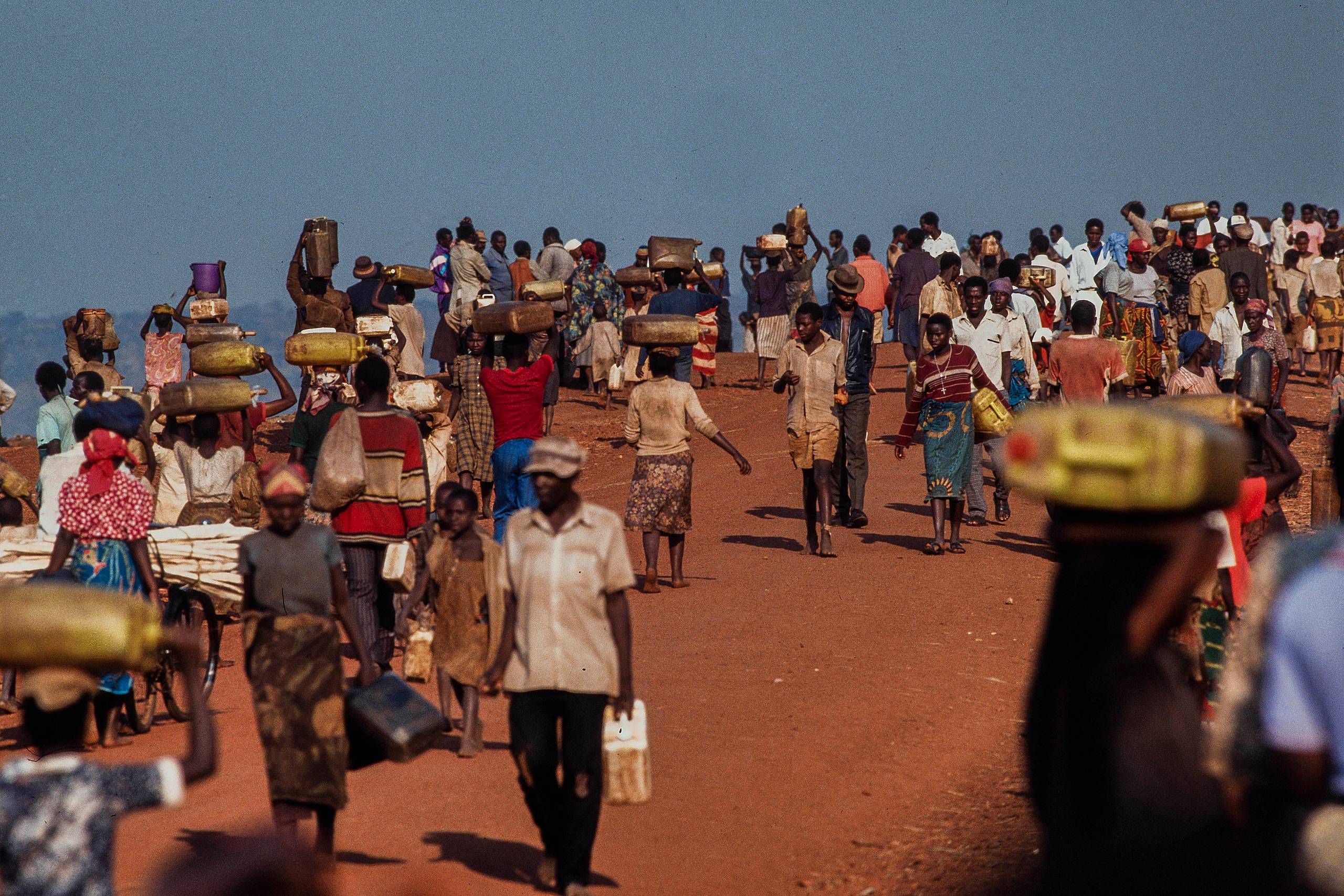 Dansk statsborger dømt for folkedrab er på vej til Danmark - Jyllands ...
