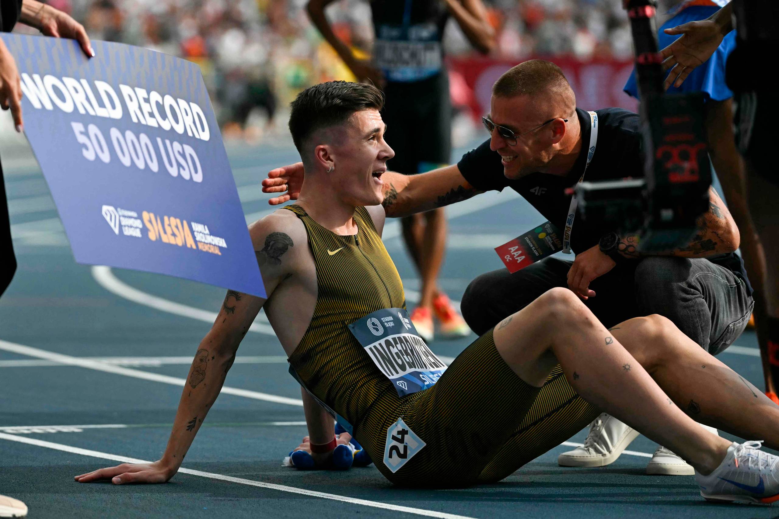 Norsk stjerneløber slår 28 år gammel verdensrekord i 3.000-meterløb ...