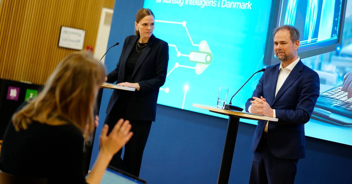 Regeringen vil være AI-verdensførende i den offentlige sektor - Jyllands-Posten