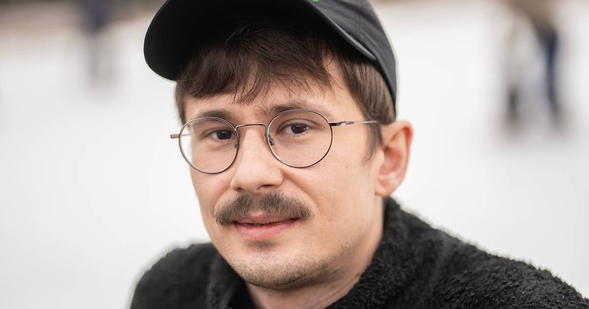 Georg ser et mørke hjemme i Sverige. Nu er han ved at finde sin plads i ...