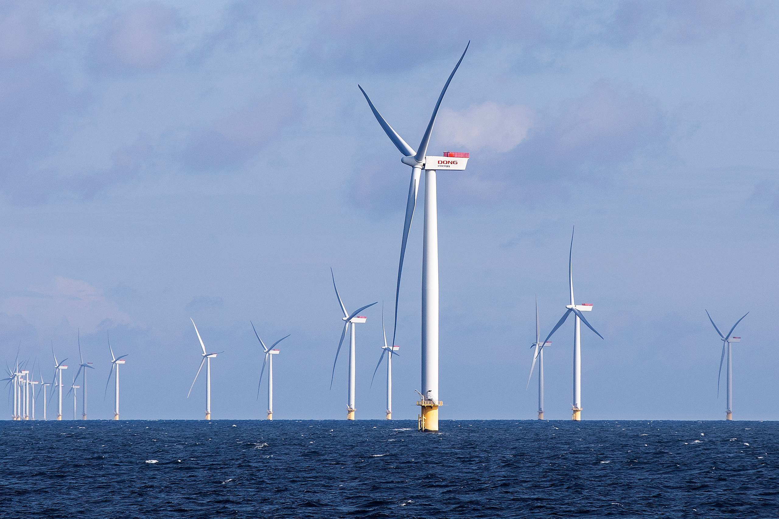 Regeringen åbner for statsstøtte på havvind og annullerer udbud ...