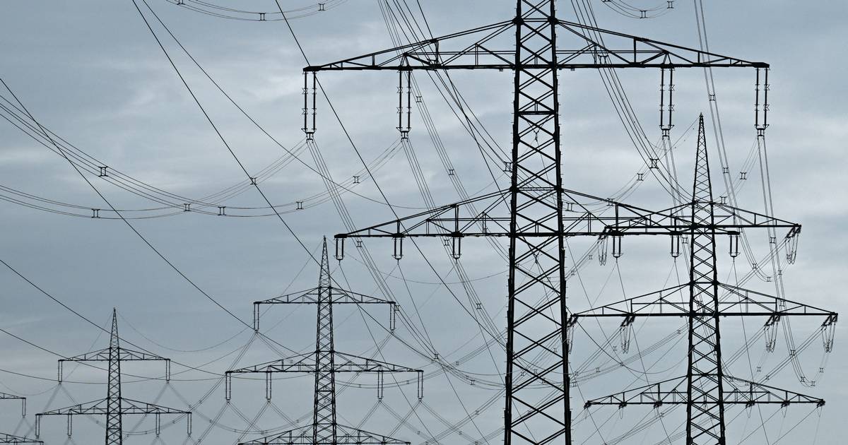 De baltiske lande kapper russisk forbindelse og hopper på Europas elnet ...