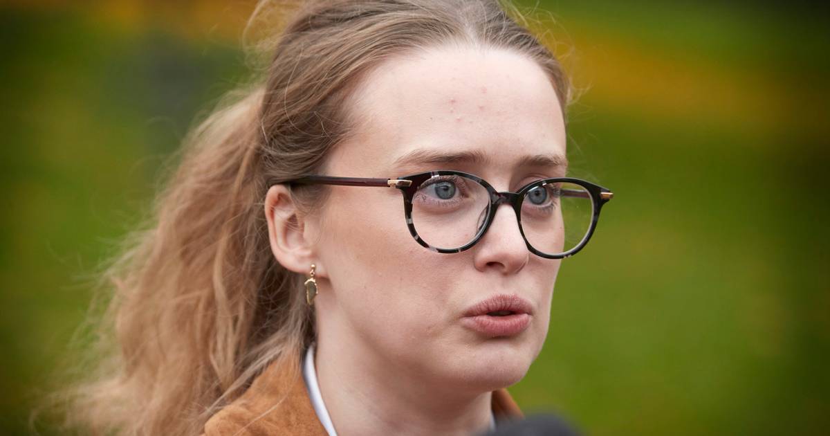 Aki-Matilda Høegh-Dam melder sig ud af Siumut - Jyllands-Posten