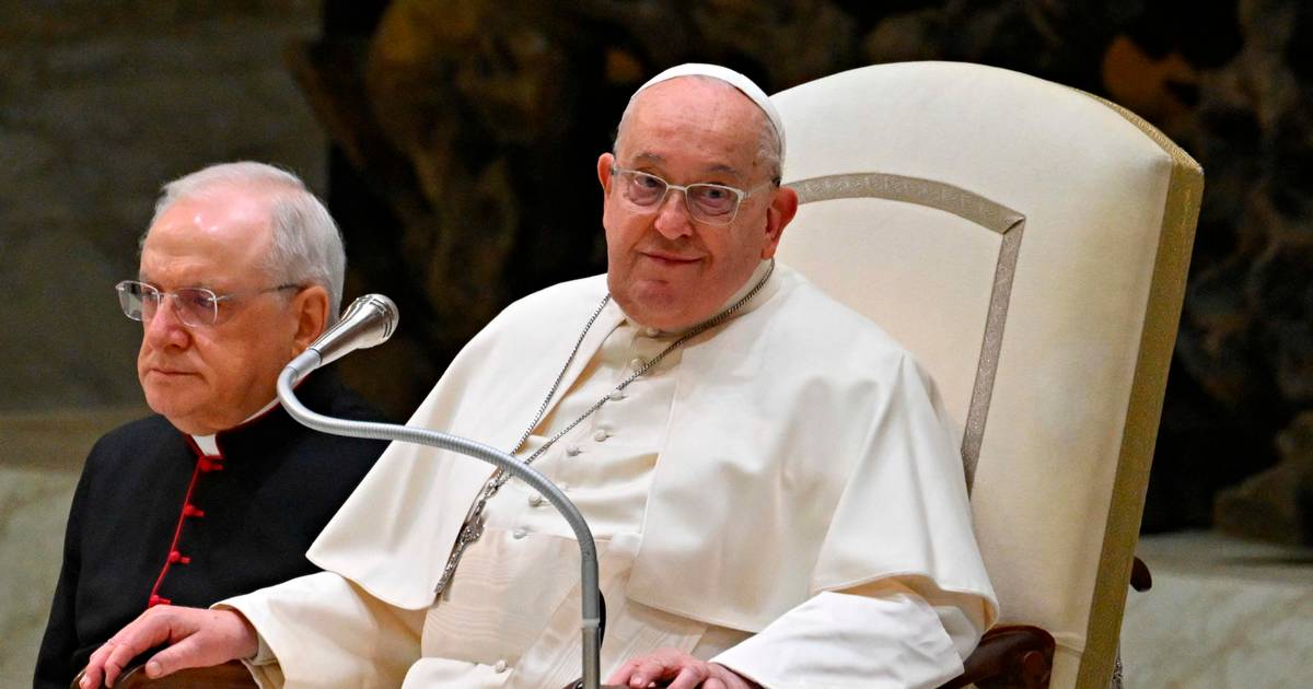 Pave Frans viser tegn på bedring efter flere dage på hospitalet ...