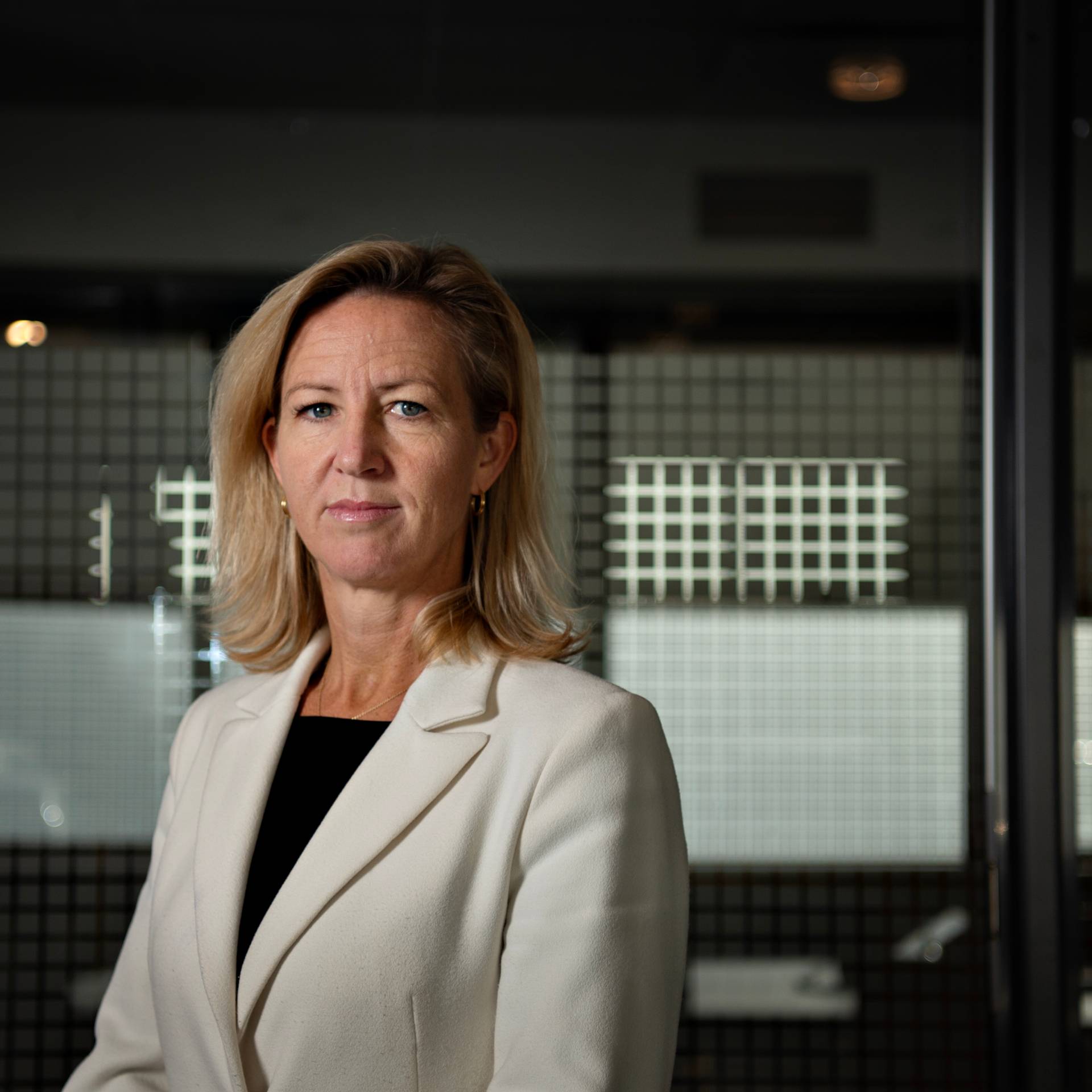 Adgang til E-avisen? - Jyllands-Posten