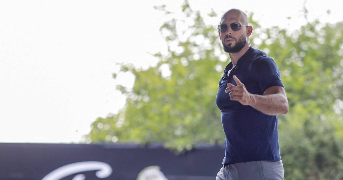 Andrew Tate får lov til at forlade Rumænien - Jyllands-Posten