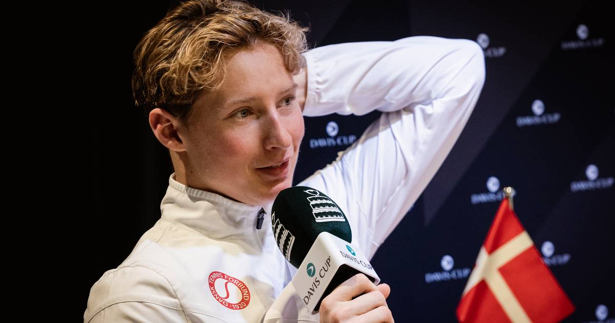 Elmer Møller gør Holger Rune selskab i stor turnering - Jyllands-Posten