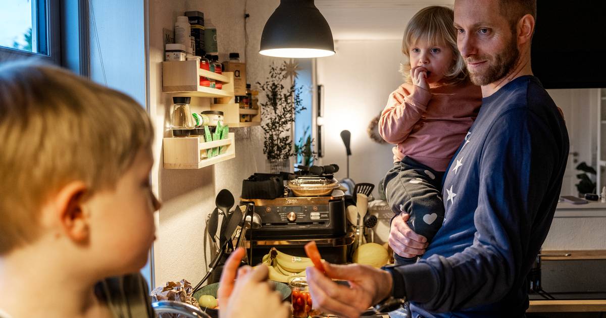 Mikkel D. Samson googlede sig til hjælp, da han kun mødte telefonsvarere i Velfærdsdanmark ...