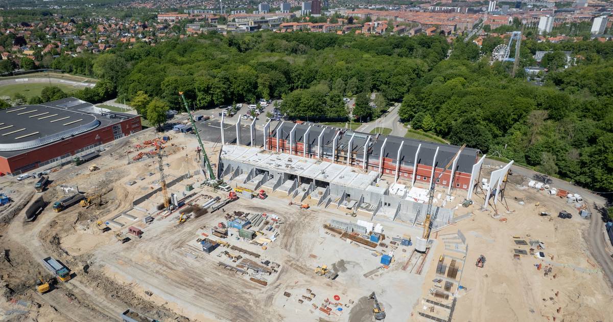 Millioner til økonomisk trængt stadion – nu bliver pengekassen fyldt op - Jyllands-Posten