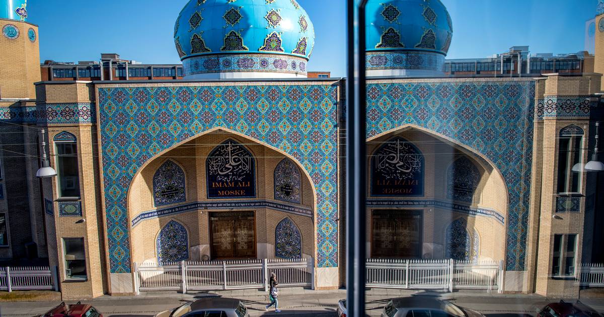 Hvorfor er moskéer mest for mænd? - Jyllands-Posten