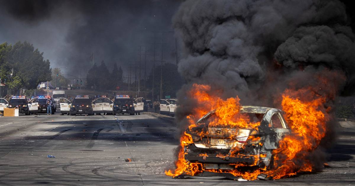 Demonstrationer i Los Angeles - Jyllands-Posten