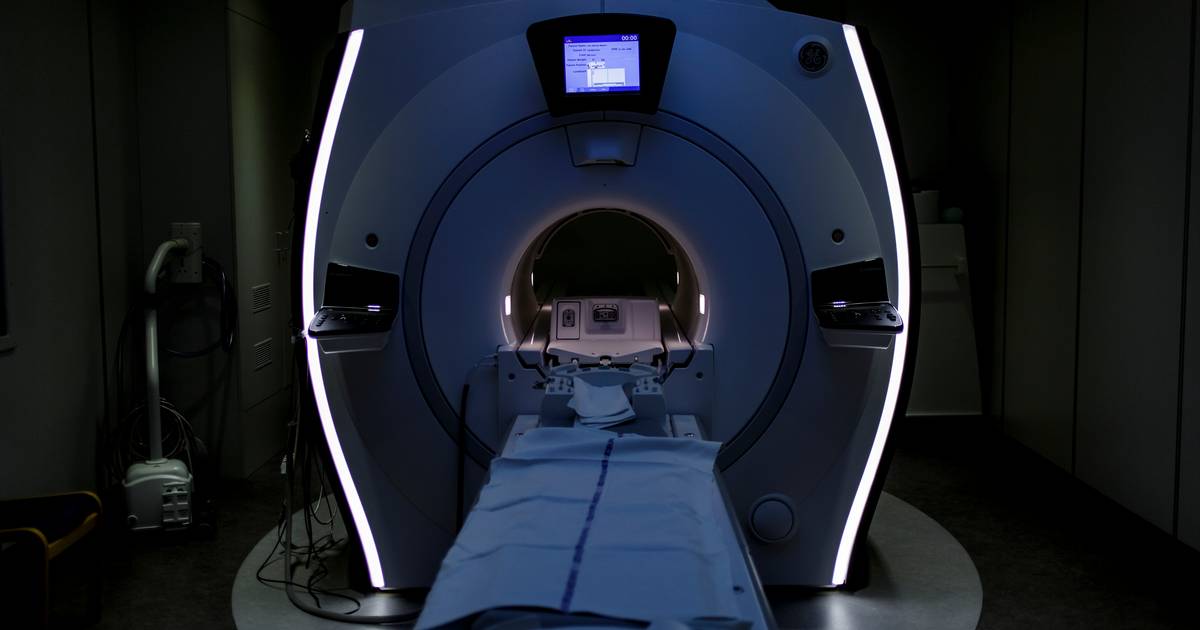 Amerikaner blev suget ind i MR-scanner og mister livet - Jyllands-Posten