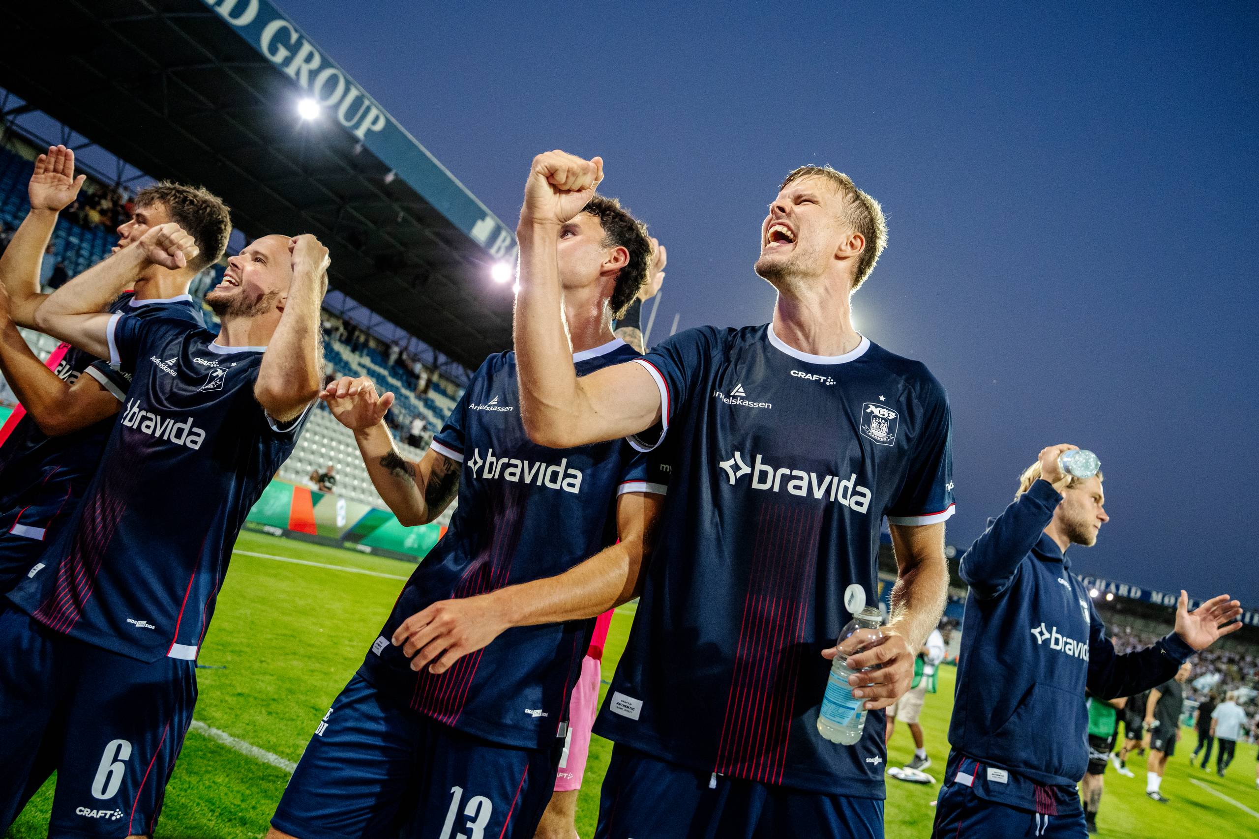 Fodbold - Jyllands-Posten