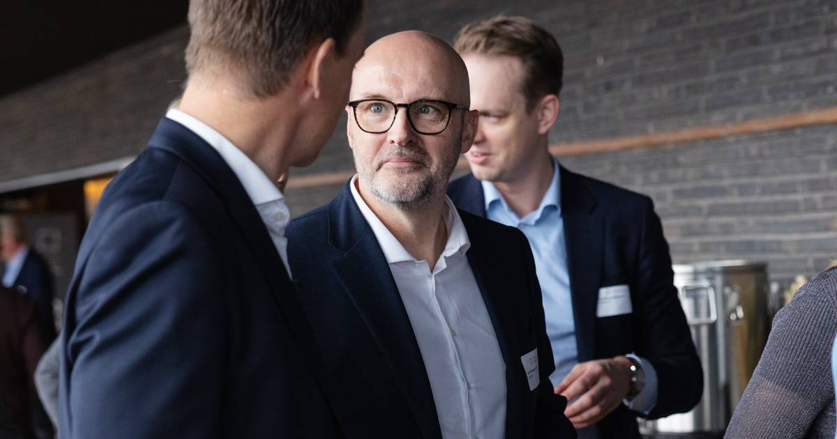 Jyske Bank-overskud falder en smule i andet kvartal - Jyllands-Posten