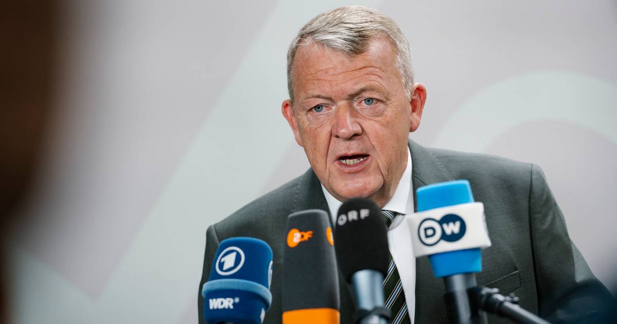 Lars Løkke stod klar ved den røde løber. Men så stjal statsministeren ...
