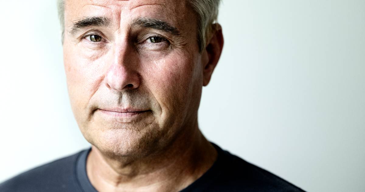 Henrik Sass Larsen dømt til fængsel efter nådesløst bombardement af sin troværdighed - Jyllands ...