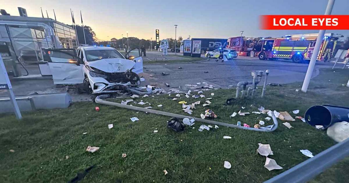 Familiebil torpederede tankanlæg og motorcykel på Q8-tank - Jyllands-Posten