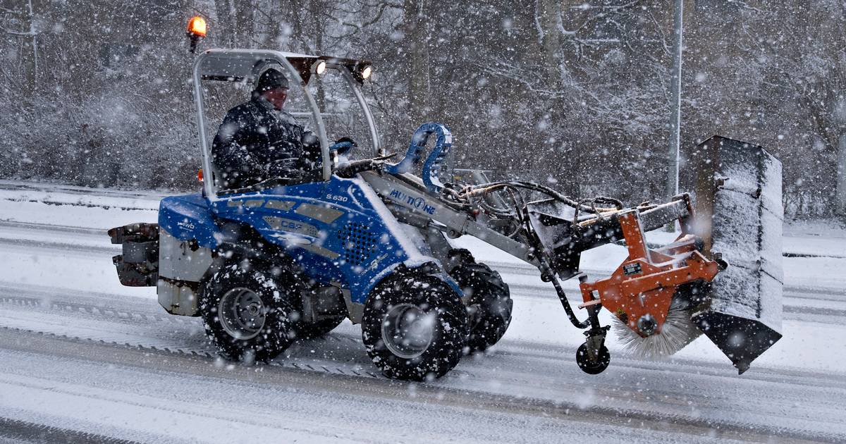 Snevejr skaber aflysninger og forsinkelser i Aalborg Lufthavn ...