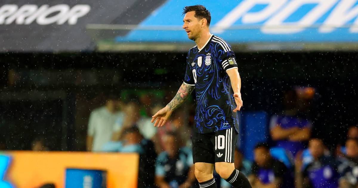 Lionel Messi kan selv vælge VM til eller fra - Jyllands-Posten