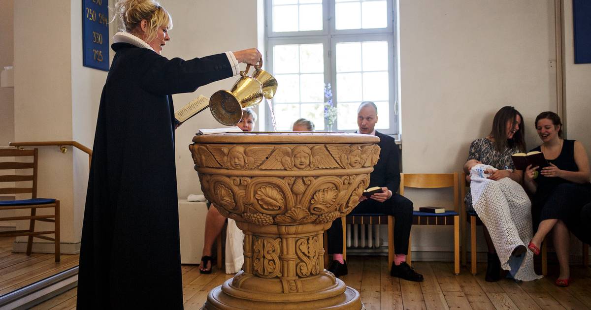 Dåben er ikke det rene vand: Forslag om nyt ritual har skabt debat ...