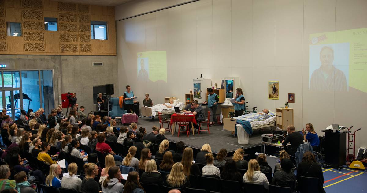 Redegørelse vidner om social kontrol på Aarhus-skole - Jyllands-Posten