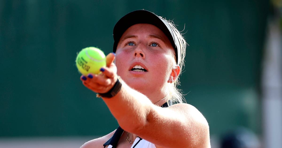 Clara Tauson ryger ud i første runde af French Open - Jyllands-Posten